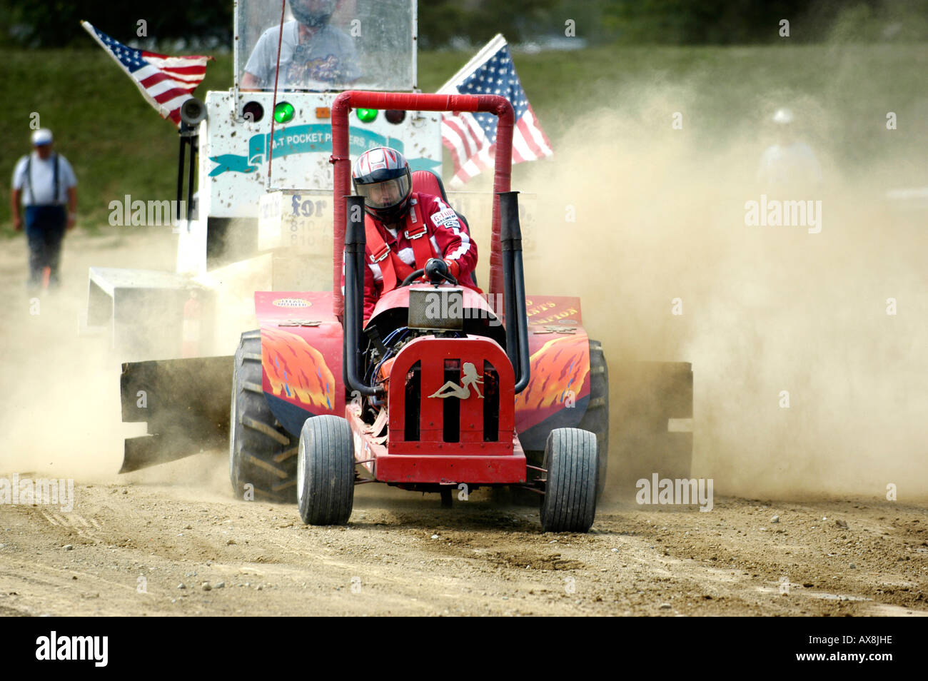 Farmers tractor racing hi-res stock photography and images - Alamy