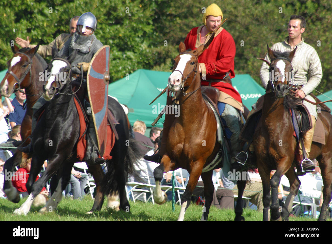 normans saxons fighting battle medieval cavalry battle of hastings east ...