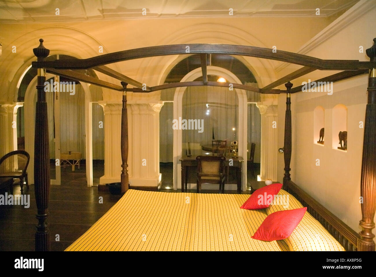 Princess suite hi-res stock photography and images - Alamy