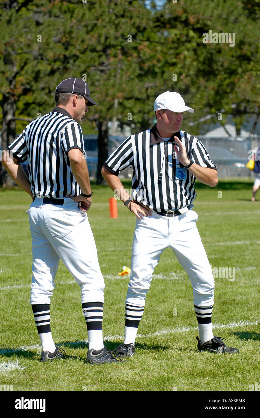 American football ref hi-res stock photography and images - Alamy