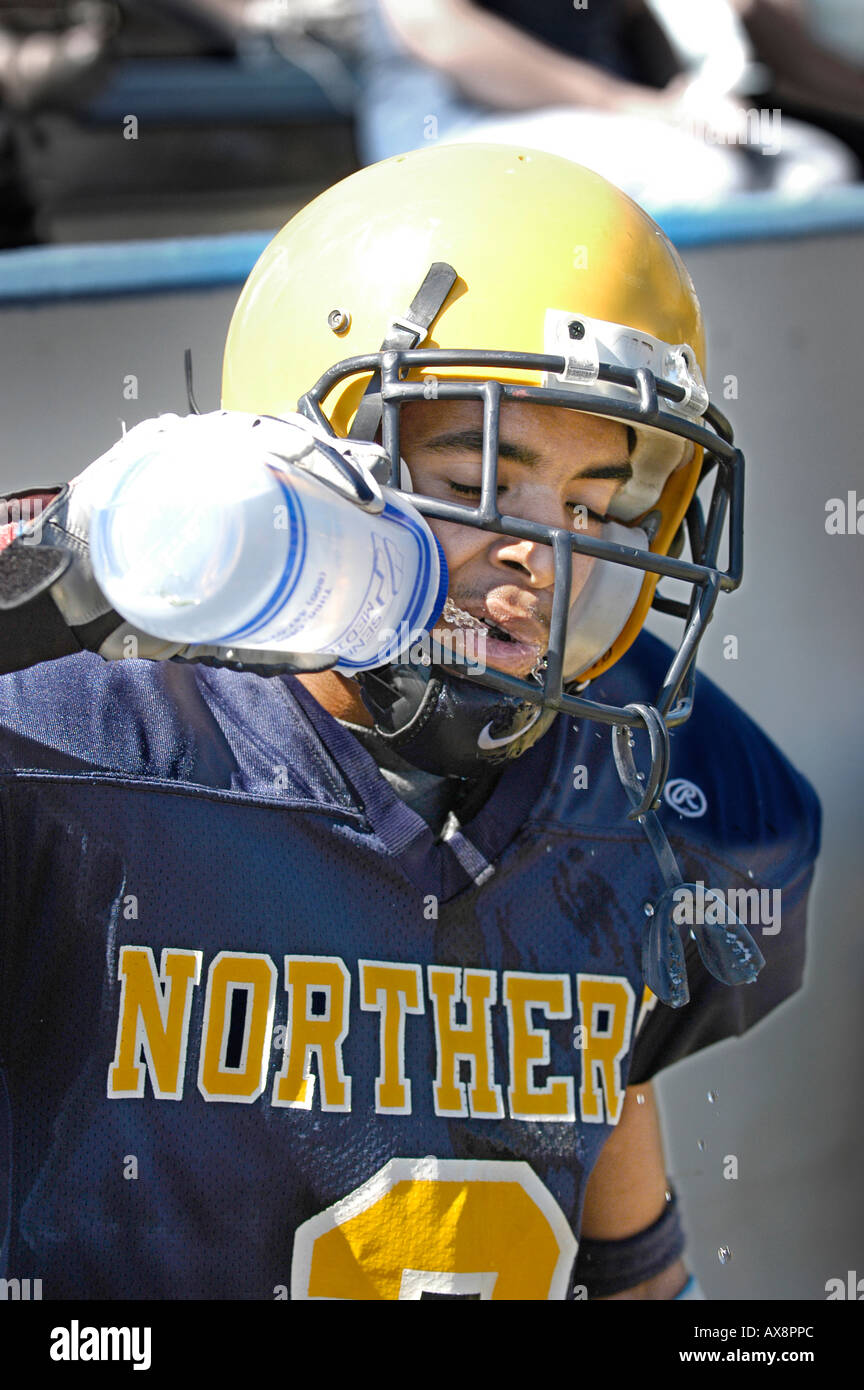 Drink football hydrate hi-res stock photography and images - Alamy