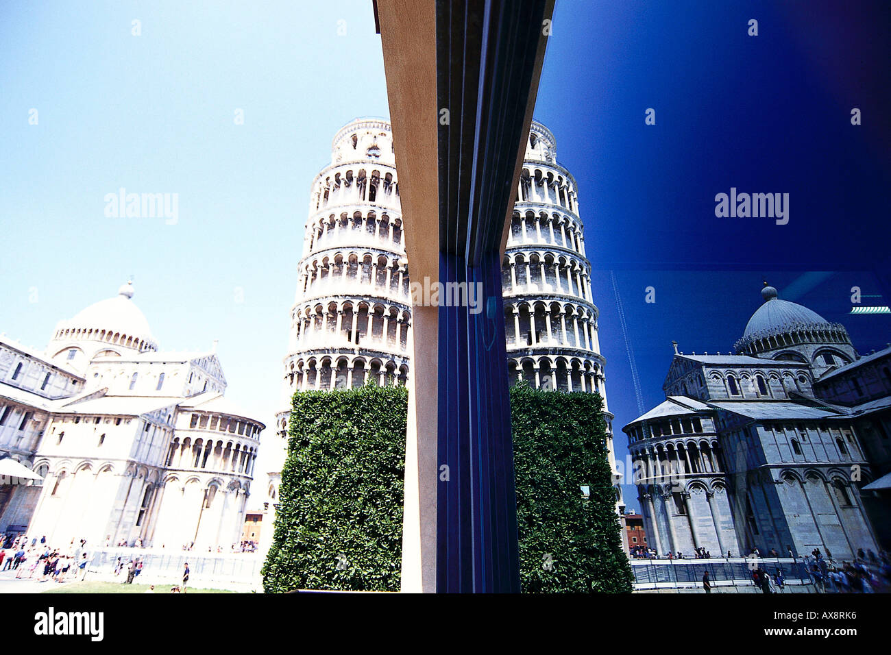 Schiefer turm hi-res stock photography and images - Alamy
