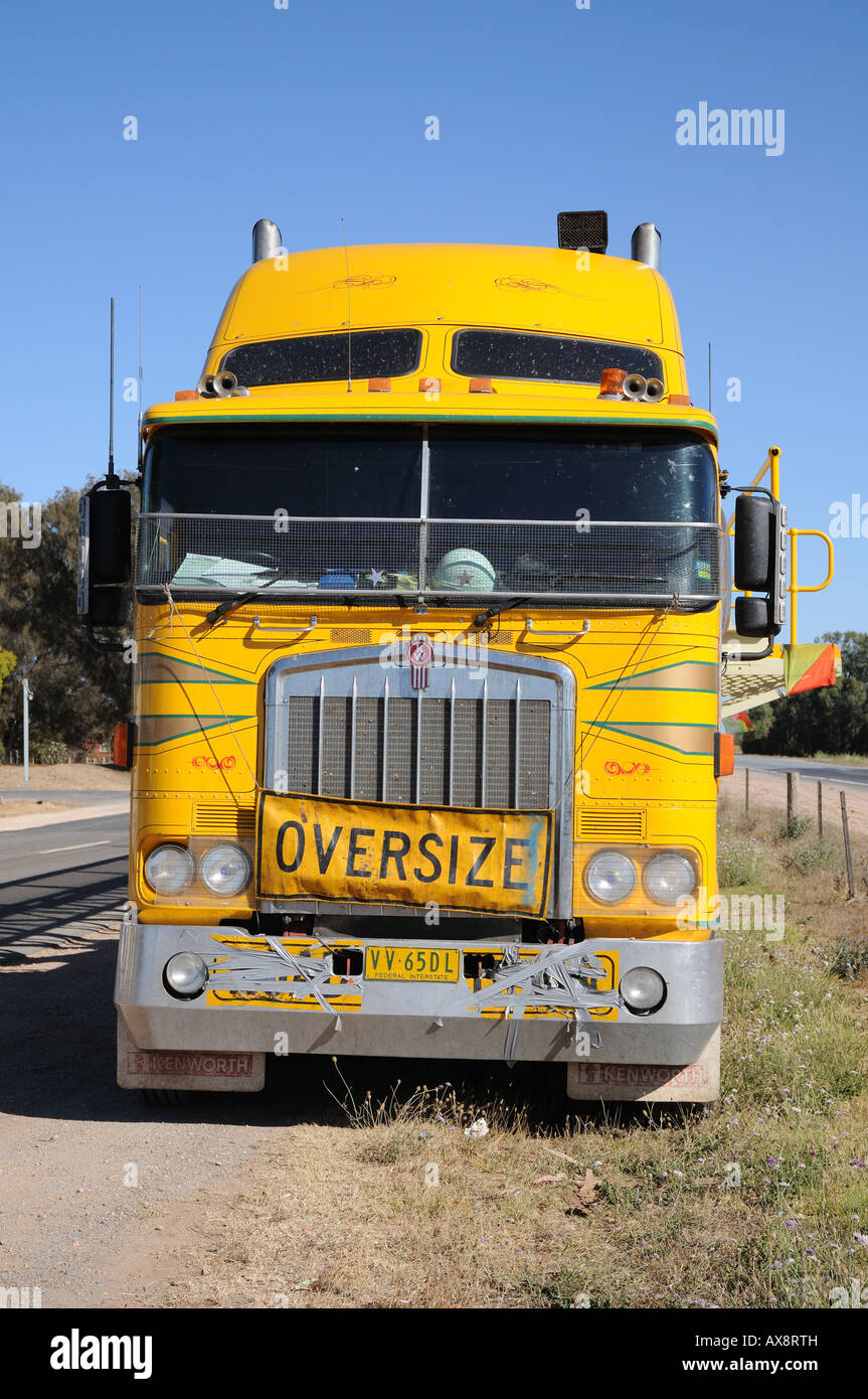 A Kenworth carrying an oversized load, parked next to Port Wakefield ...