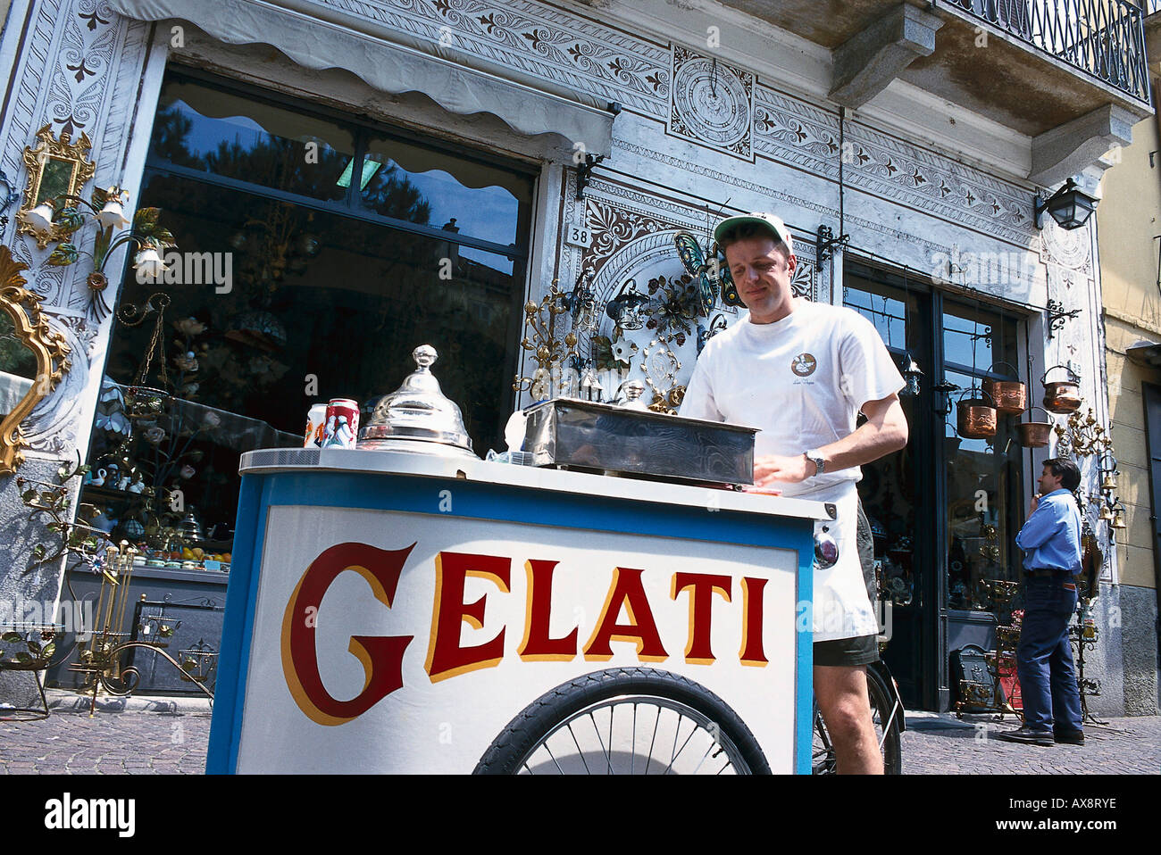 Man selling ice-cream, Lago Maggiore, Piedmont, Italy Stock Photo - Alamy