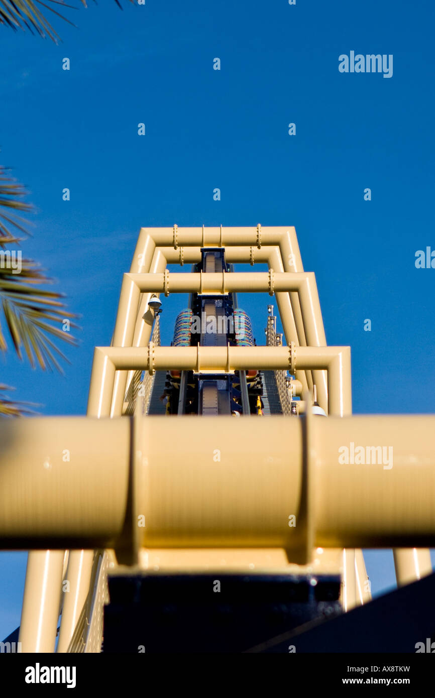 Montu roller coaster busch gardens hi-res stock photography and images ...