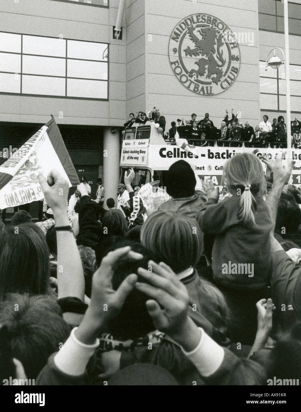 The england team bus arrives hi-res stock photography and images - Alamy