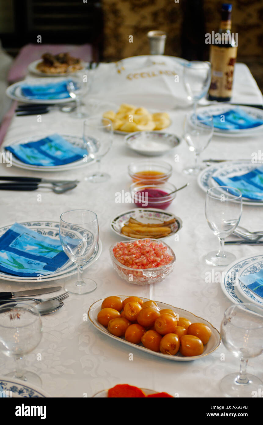 Table set for the Jewish feast of Rosh Hashana Stock Photo - Alamy