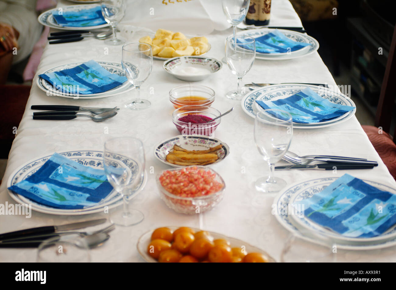 Table set for the Jewish feast of Rosh Hashana Stock Photo - Alamy