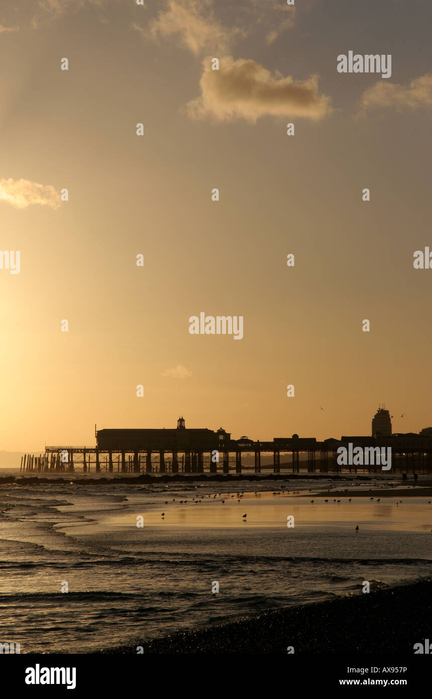 Silhouette of Hastings pier sunset Stock Photo - Alamy