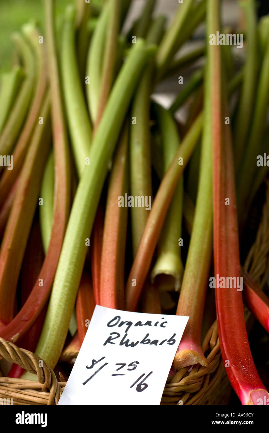 Handwritten produce signs hi-res stock photography and images - Alamy
