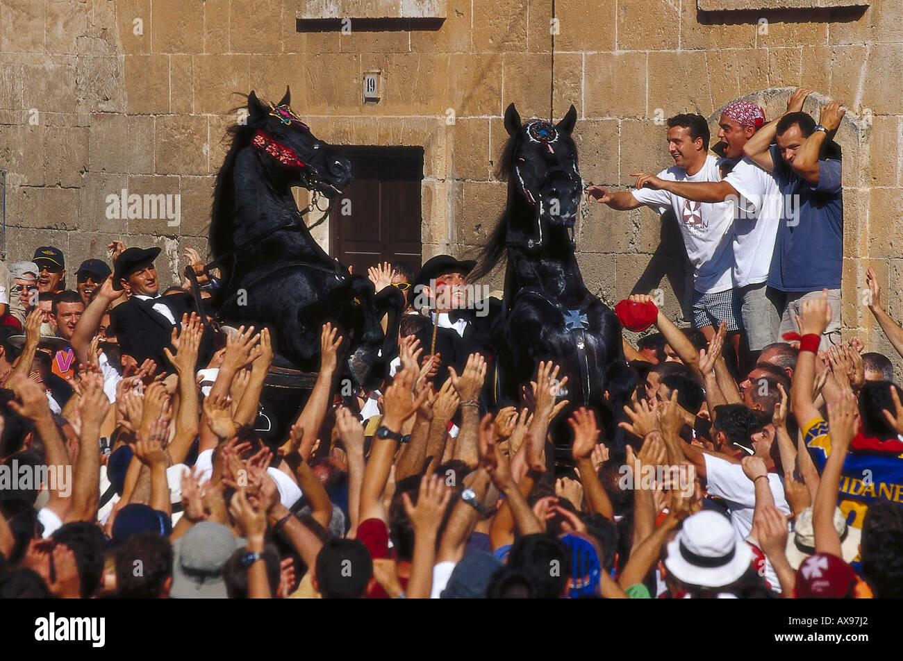 Traditional horse dance of the Menorcan horses, Jaleo, Ciutadella ...