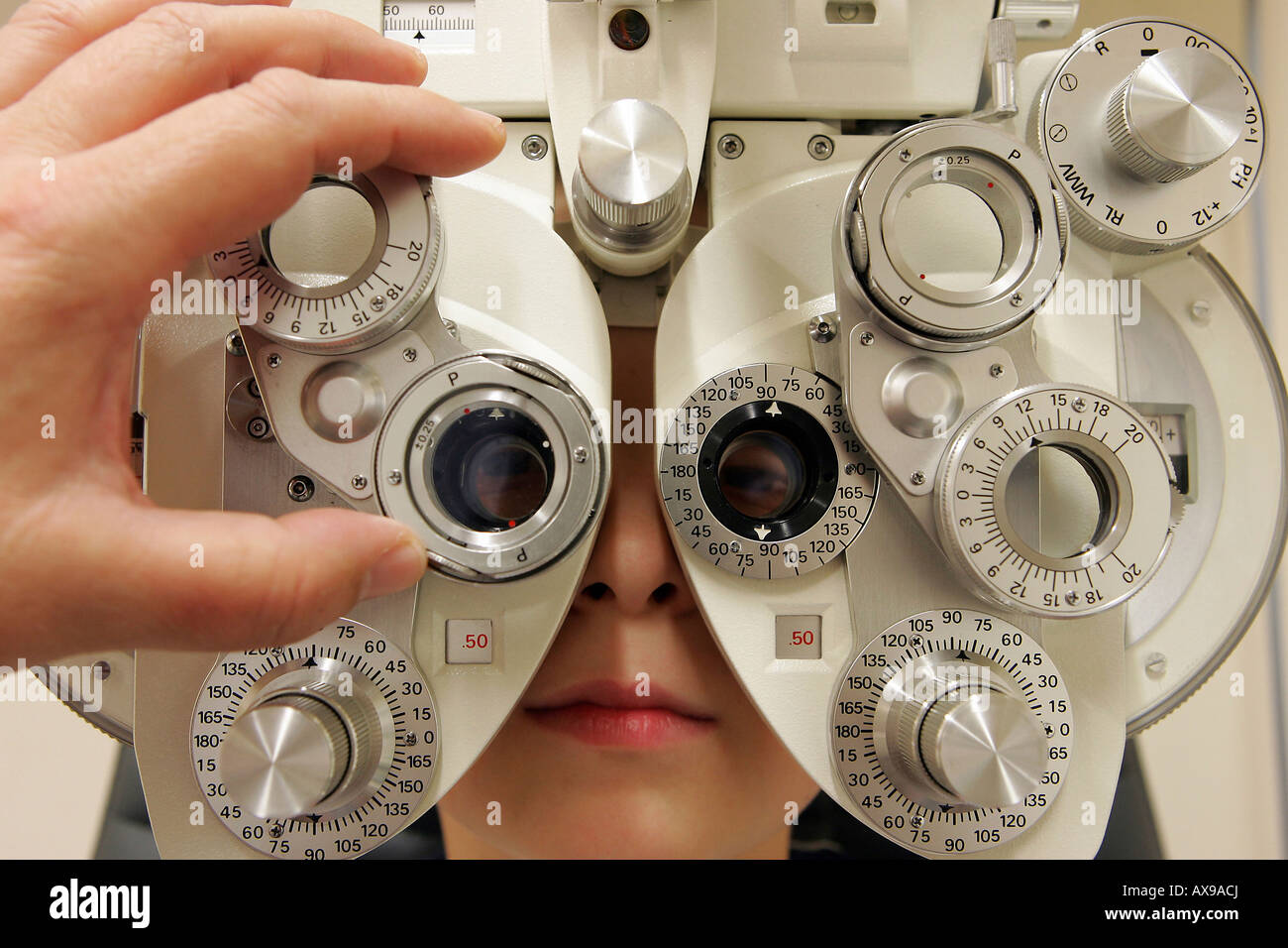 Refractive error correction hi-res stock photography and images - Alamy