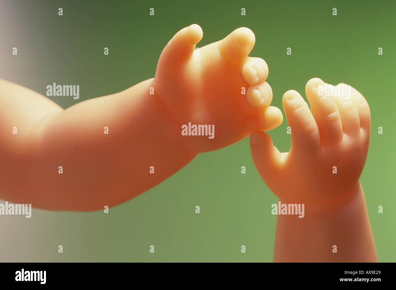 Body parts doll hi-res stock photography and images - Alamy