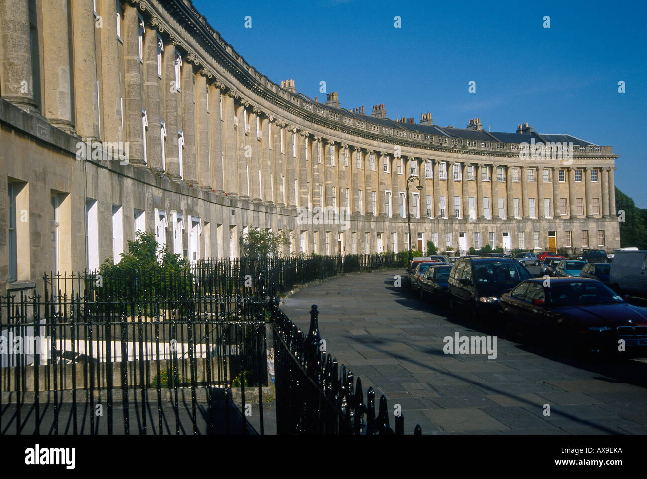 Royal Cresent Bath High Resolution Stock Photography and Images - Alamy
