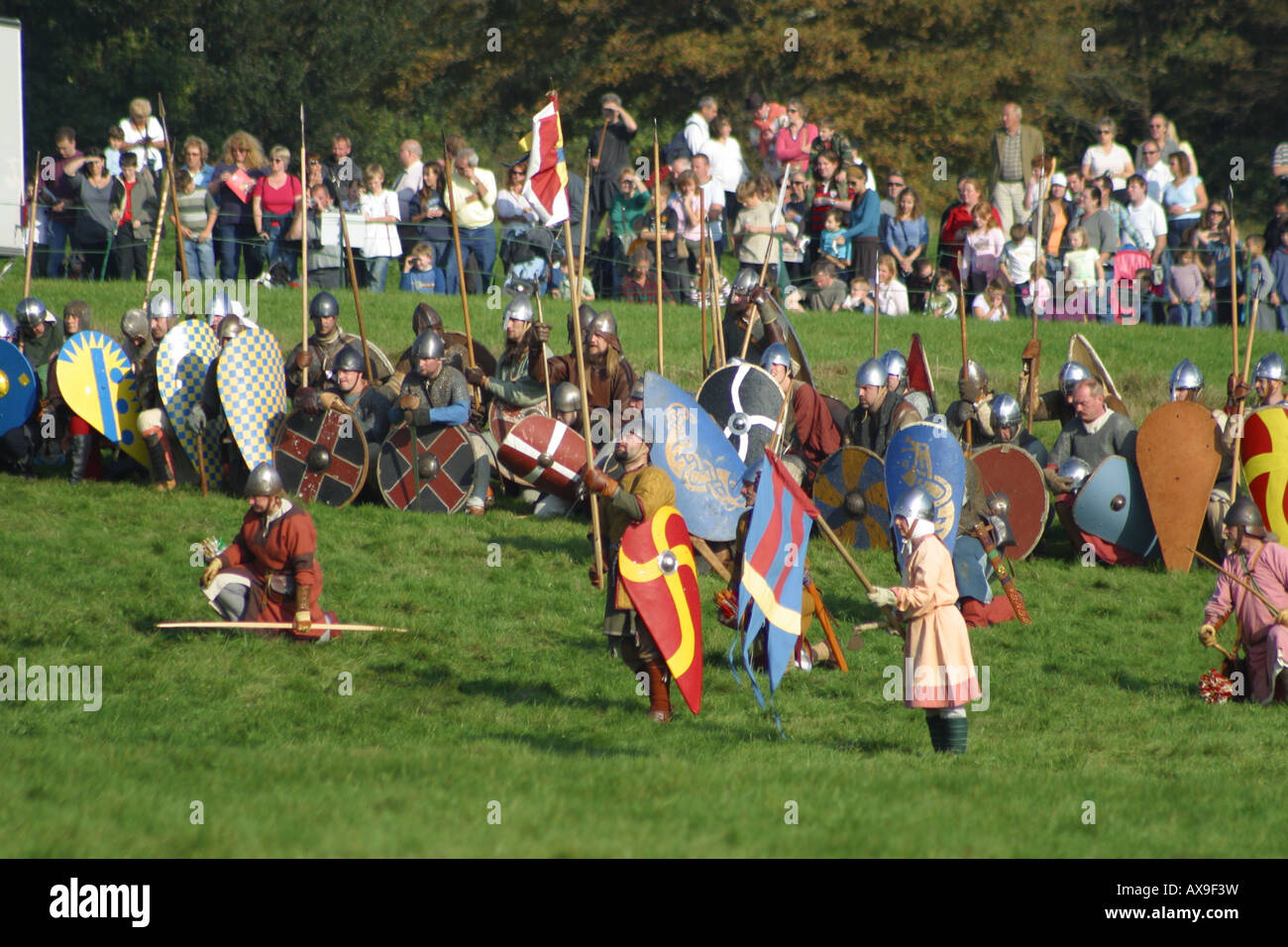 normans saxons fighting battle medieval infantry of hastings east ...
