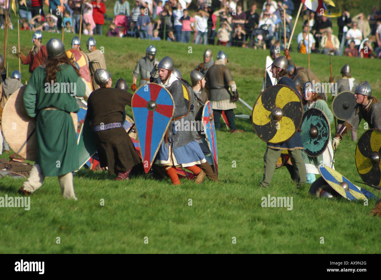 normans saxons fighting battle medieval infantry of hastings east ...