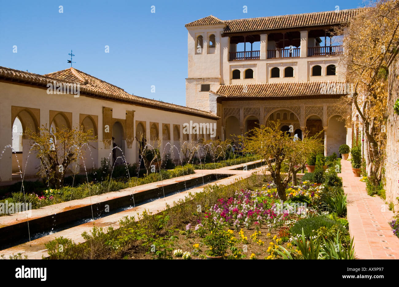 Alhambra Palace, Calle Real de la Alhambra, s/n, 18009 Granada, Spain ...