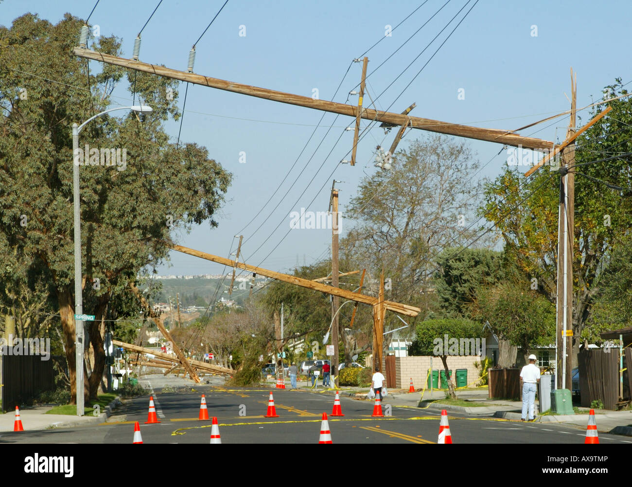 California utility poles and power lines hi-res stock photography and ...