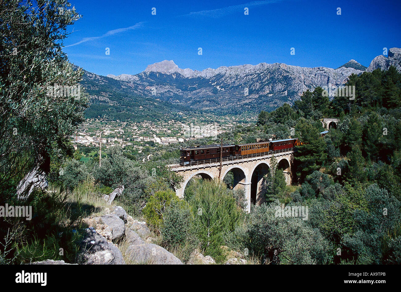 Soller train viaduct hi-res stock photography and images - Alamy