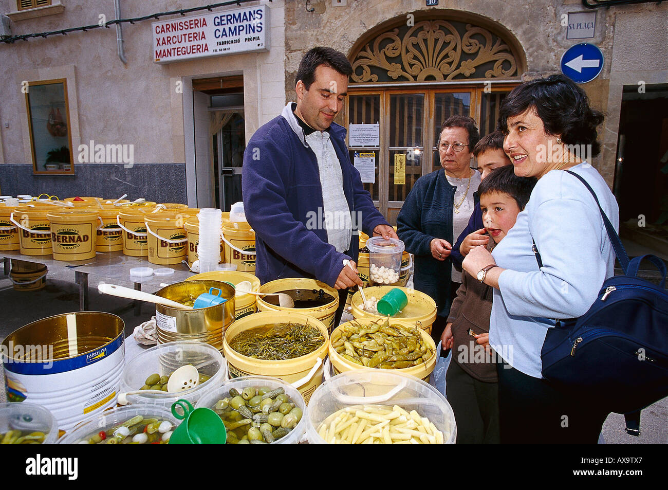 Majorca sineu market hi-res stock photography and images - Alamy
