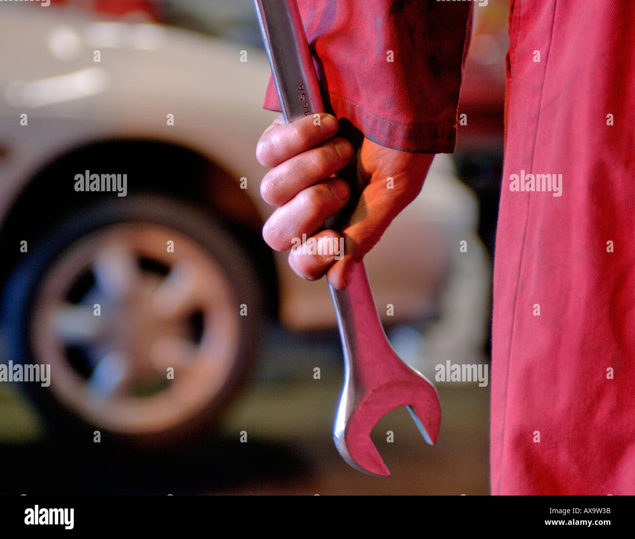 Machanic car hi-res stock photography and images - Alamy