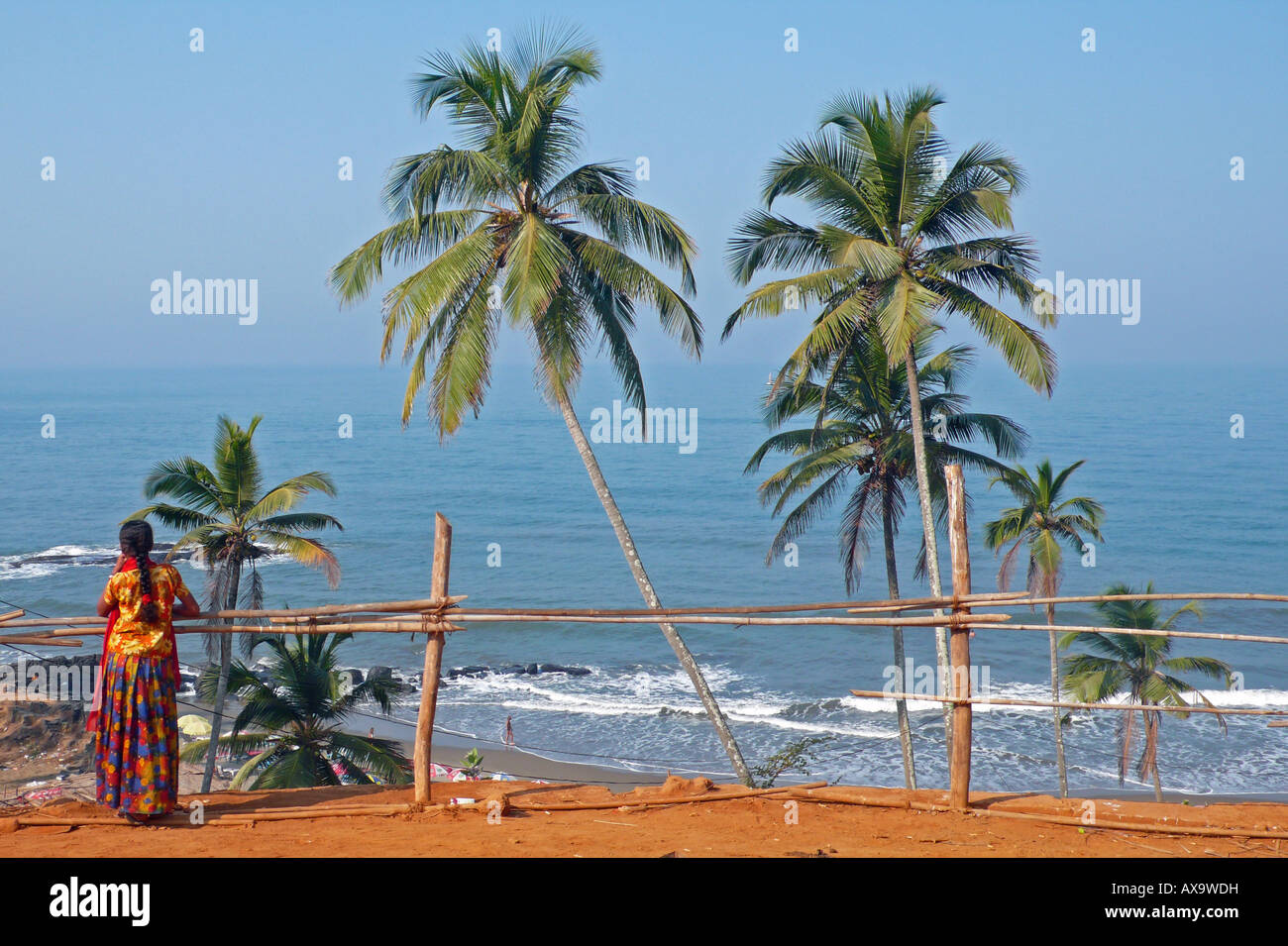 Cliffside towns hi-res stock photography and images - Alamy