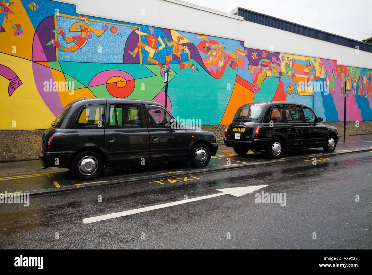 Taxi rank london hi-res stock photography and images - Alamy
