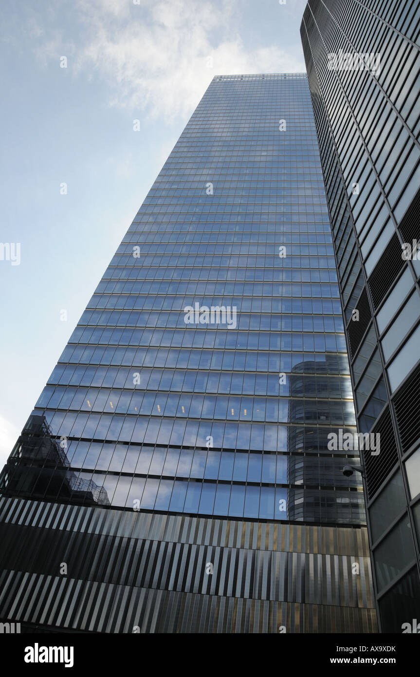 7 world trade center hi-res stock photography and images - Alamy