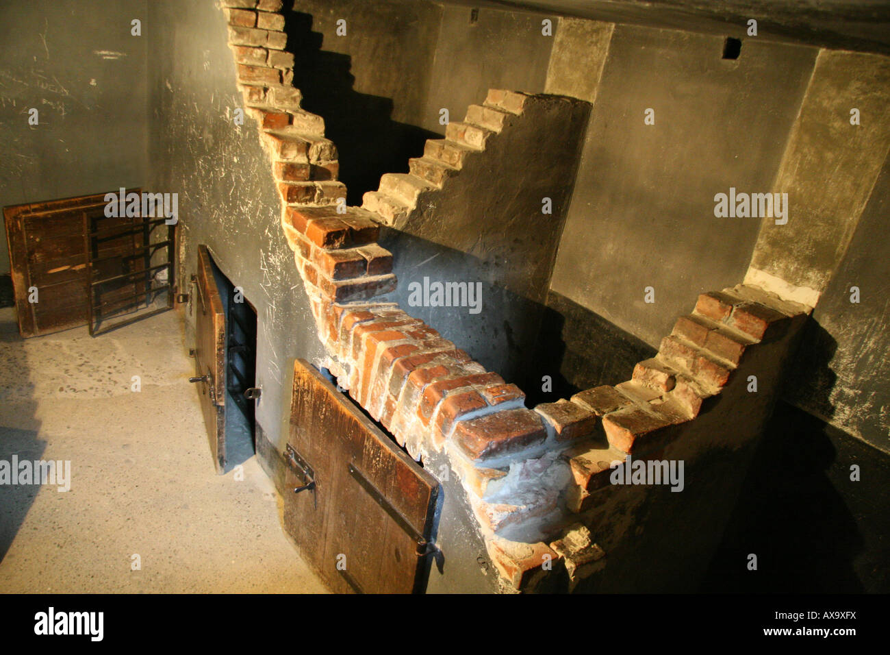 A punishment cell (cut away for display purposes) in Block 11 ...