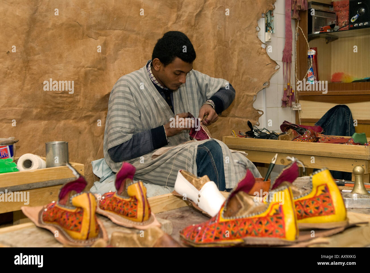 Shoe making at the Bin Yedder workshop Ghadames Libya Stock Photo - Alamy