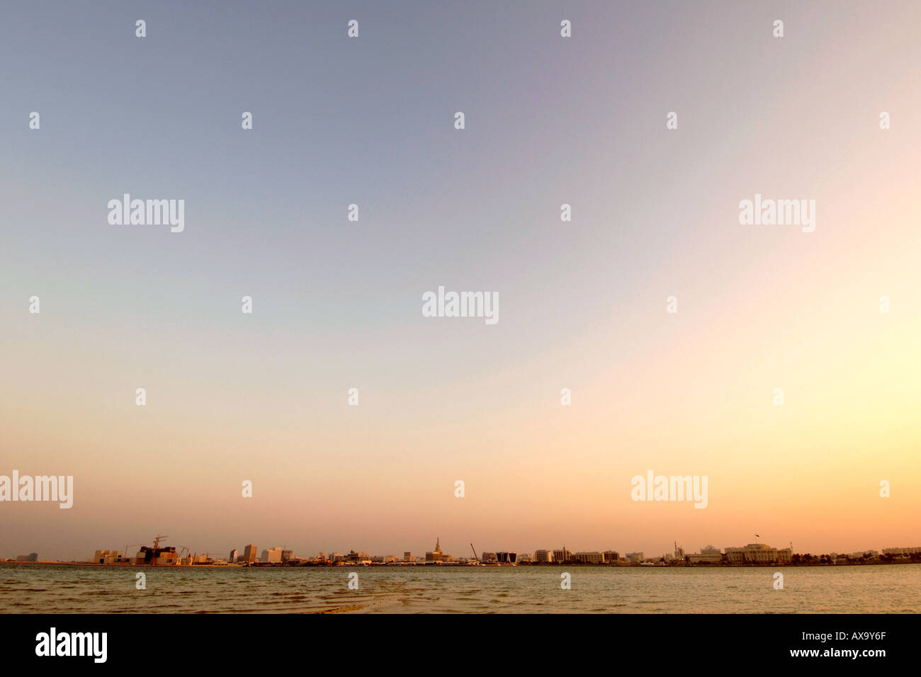 Palm island doha hi-res stock photography and images - Alamy