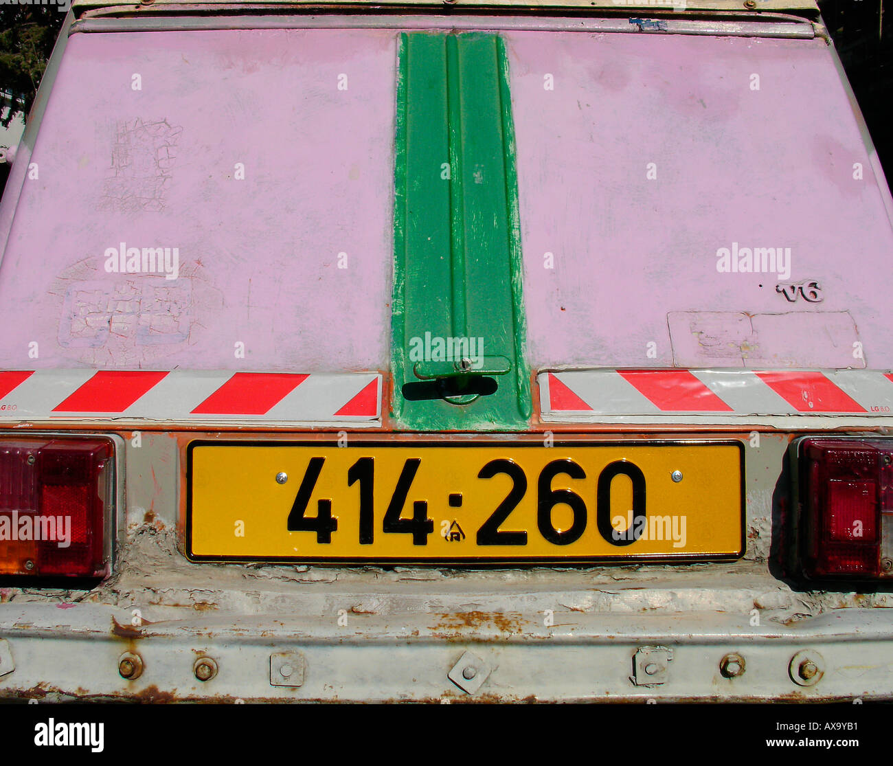 Tatty old car hi-res stock photography and images - Alamy