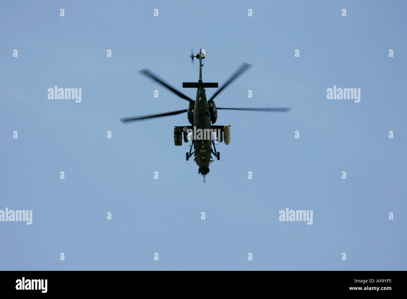 Italian Army A129 Mangusta Mongoose display at RIAT 2005 RAF Fairford ...