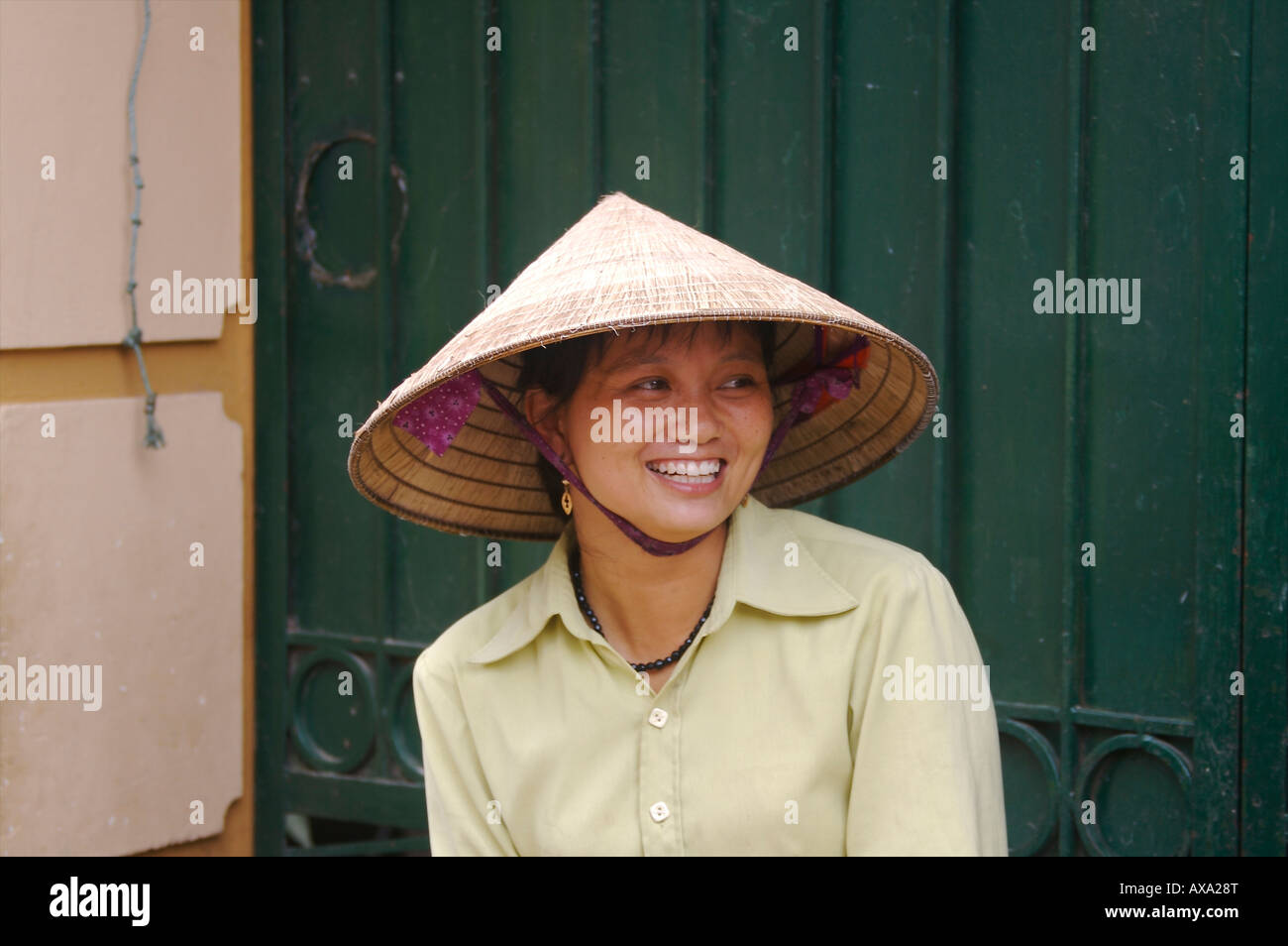 Young lady at Lac Long Quan Market Hanoi Stock Photo - Alamy