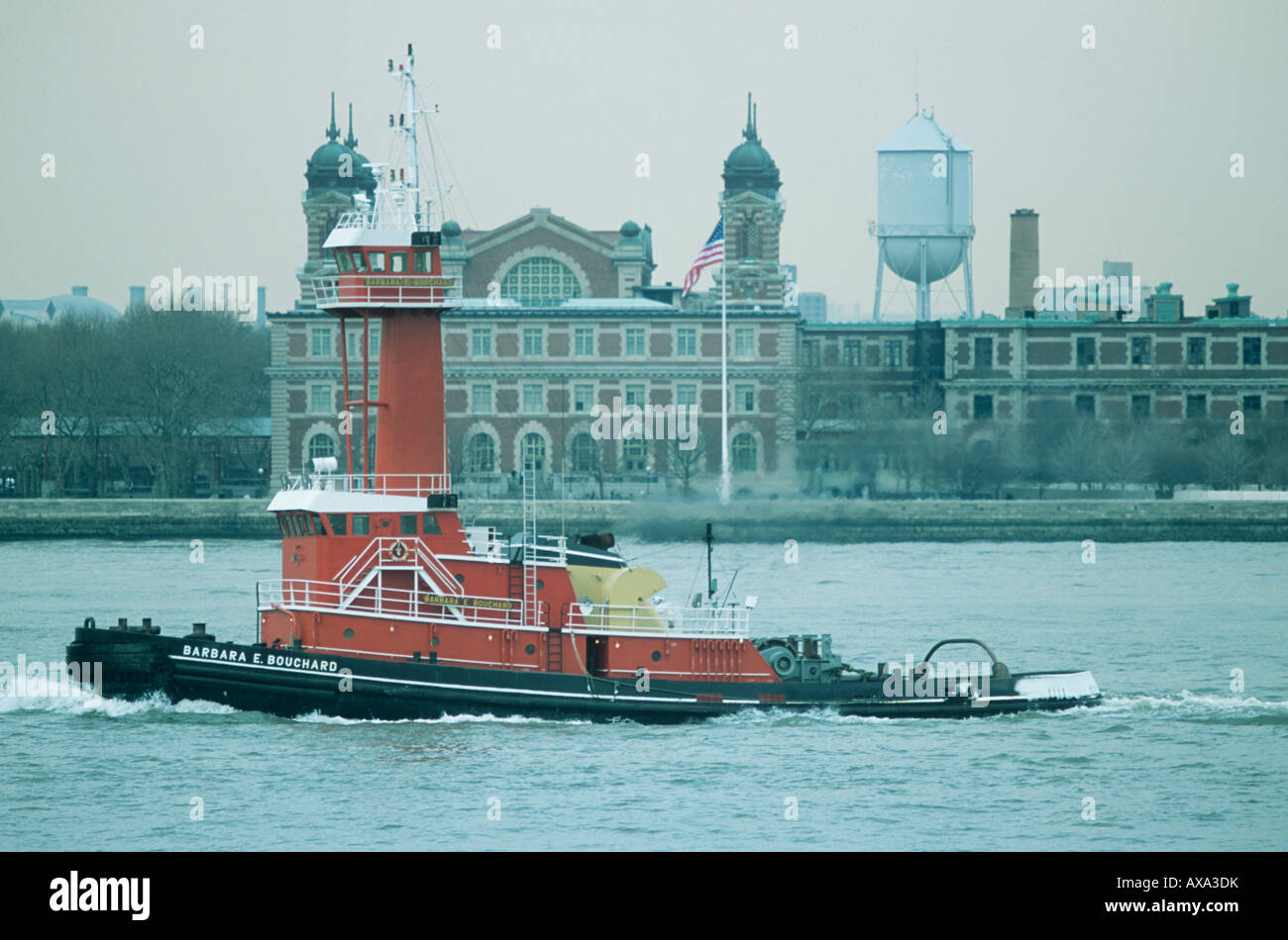New york tug boat hi-res stock photography and images - Alamy