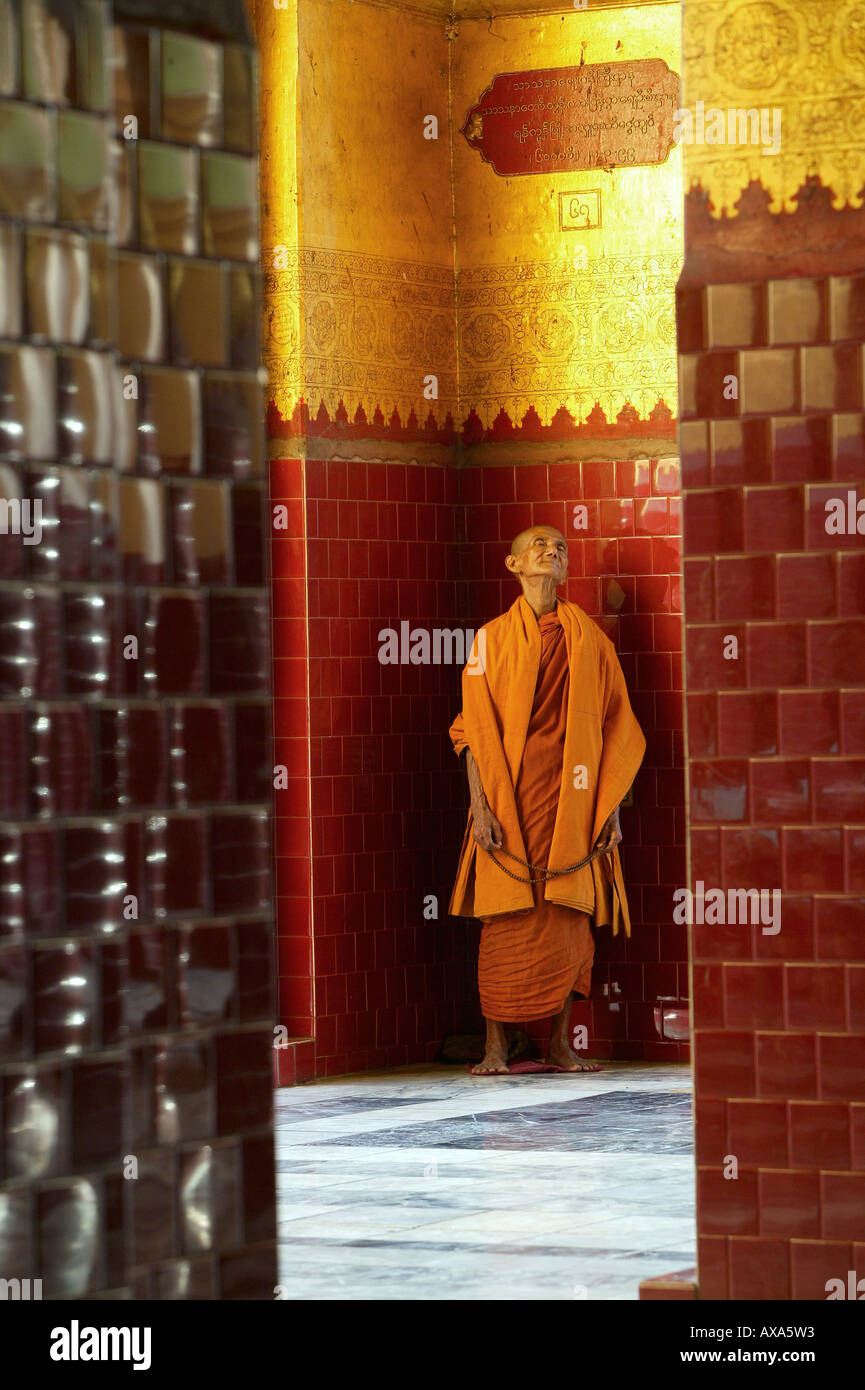 Monk praying illustration hi-res stock photography and images - Alamy