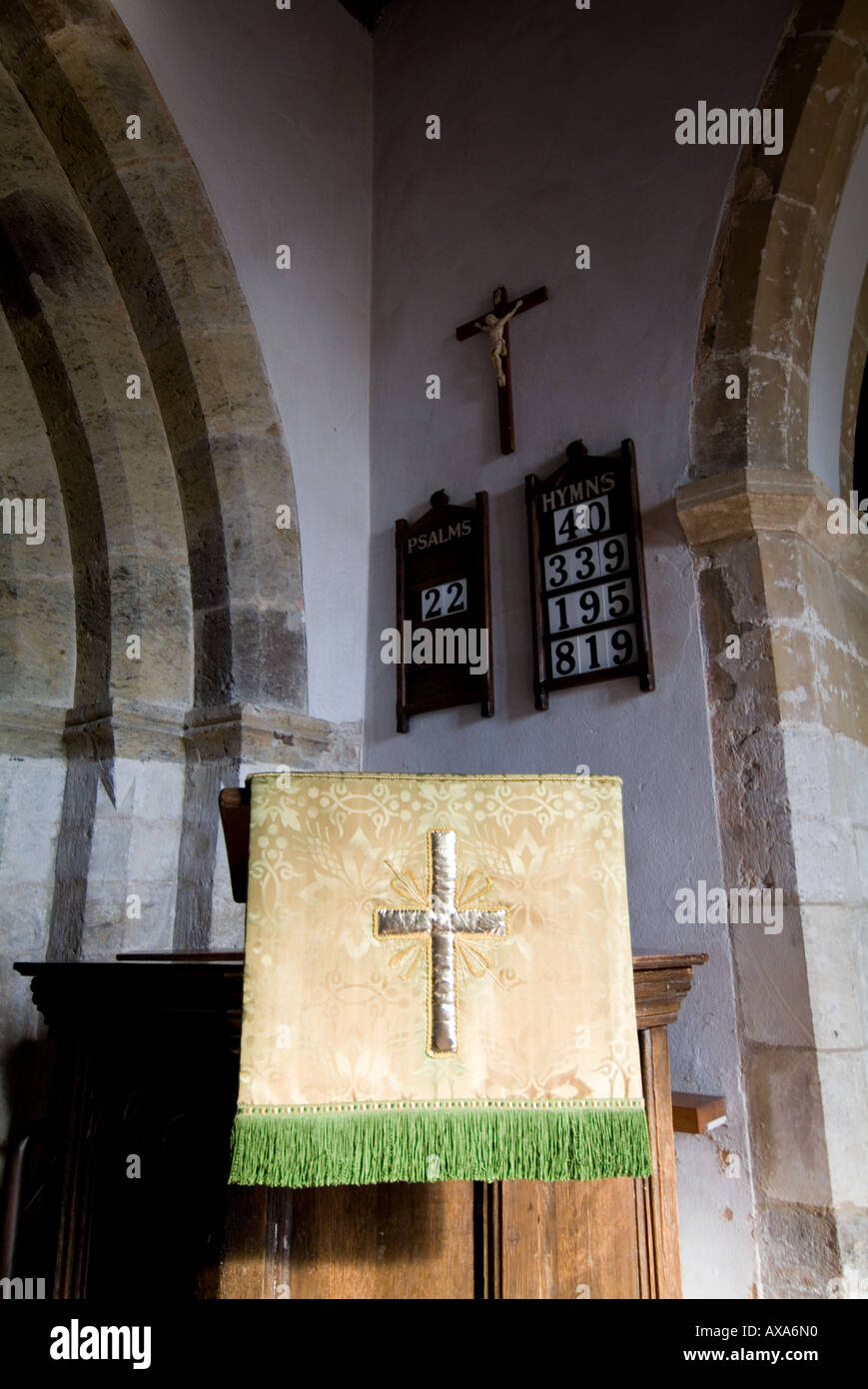 Hymns and psalms hi-res stock photography and images - Alamy