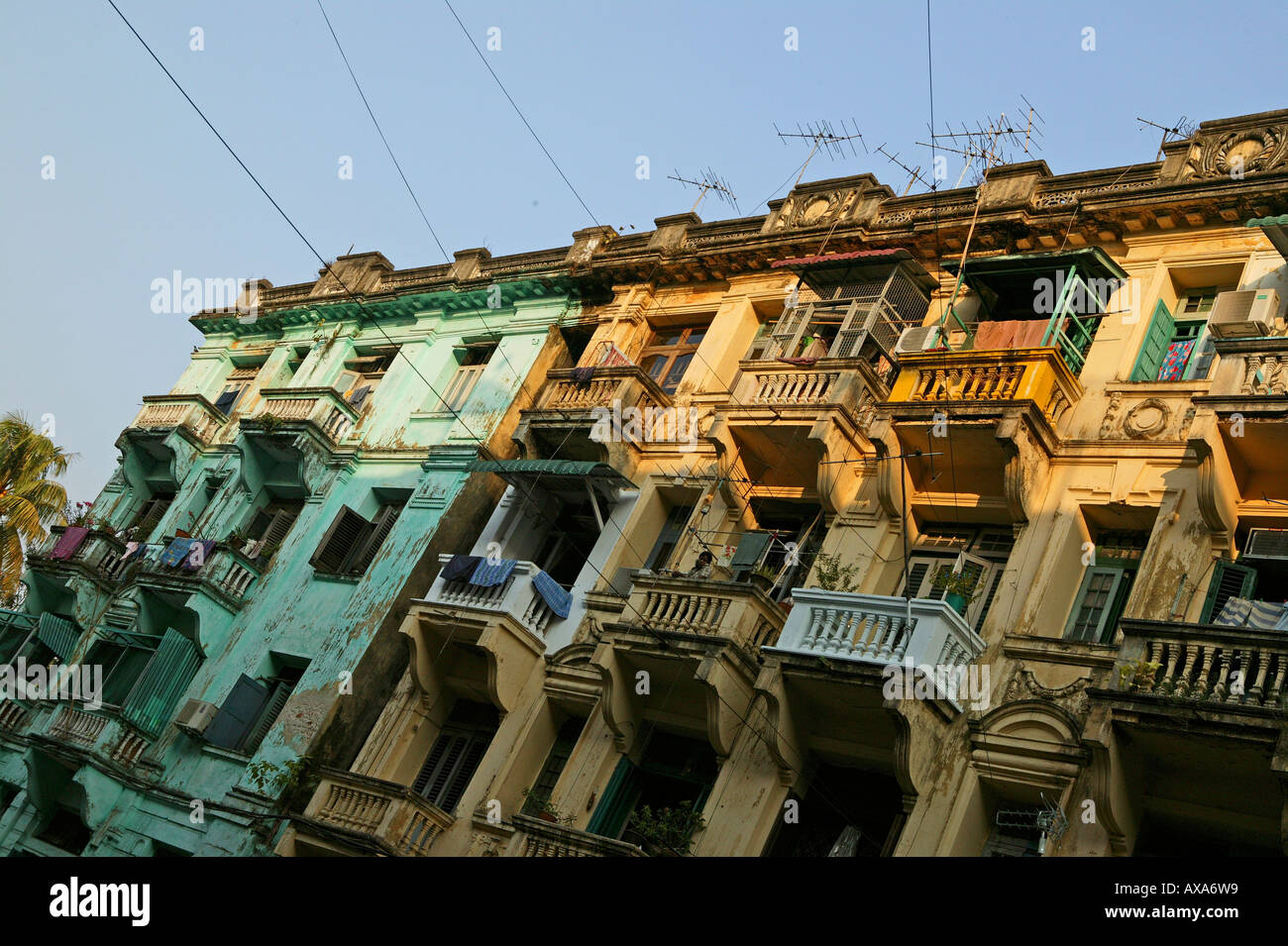 Colonial architecture, Yangon, Koloniale Architektur, Rangun, Yangon ...