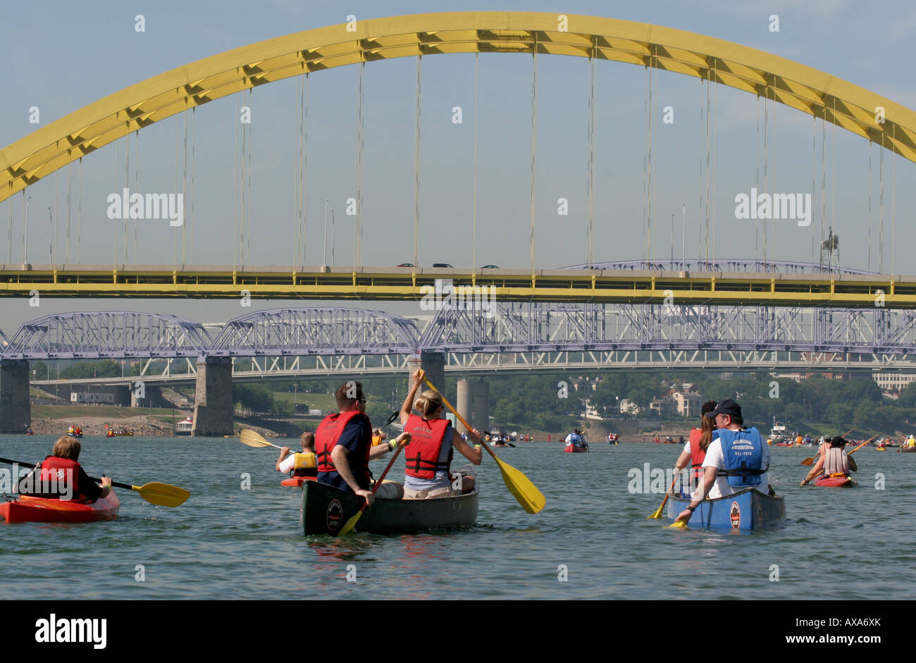 paddlefest kayak canoe ohio river cincinnati bridge Stock Photo - Alamy