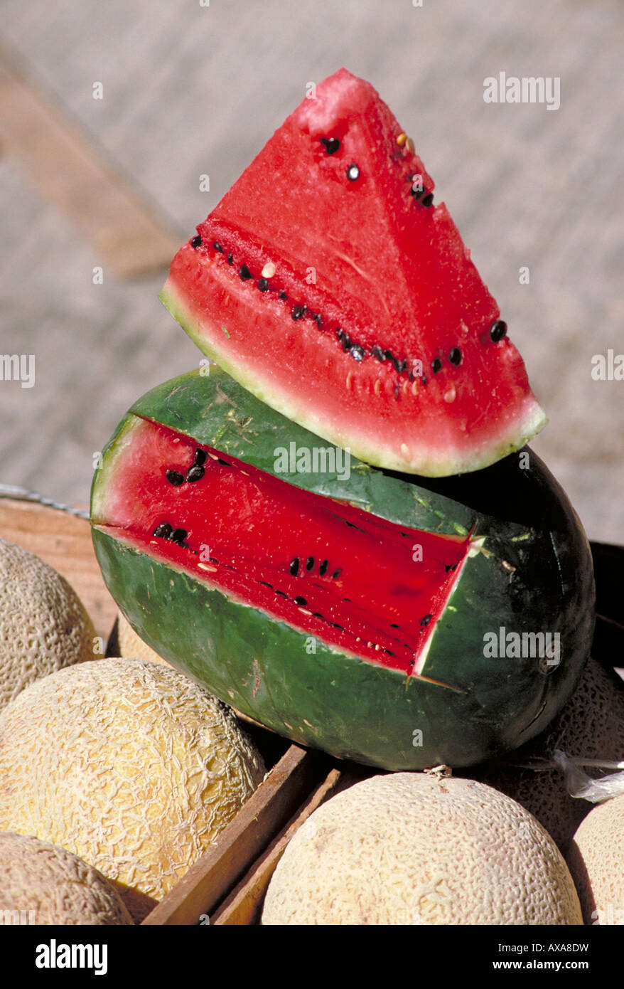 Elk143 1319 Mexico Oaxaca Tlacolula market slice of watermelon Stock ...