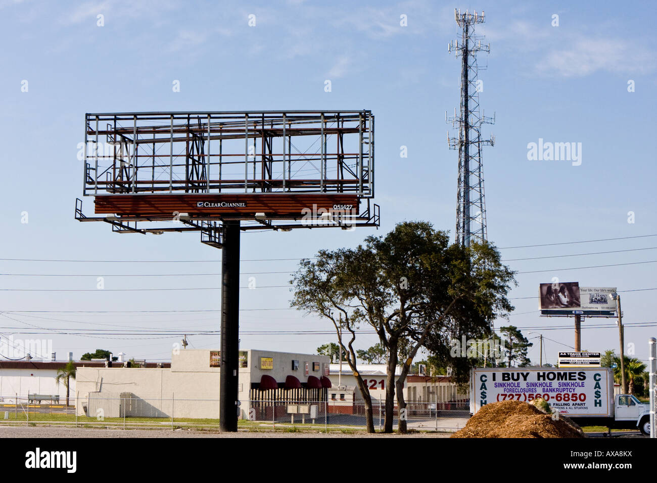 Highway Billboard Skeleton Stock Photo - Alamy