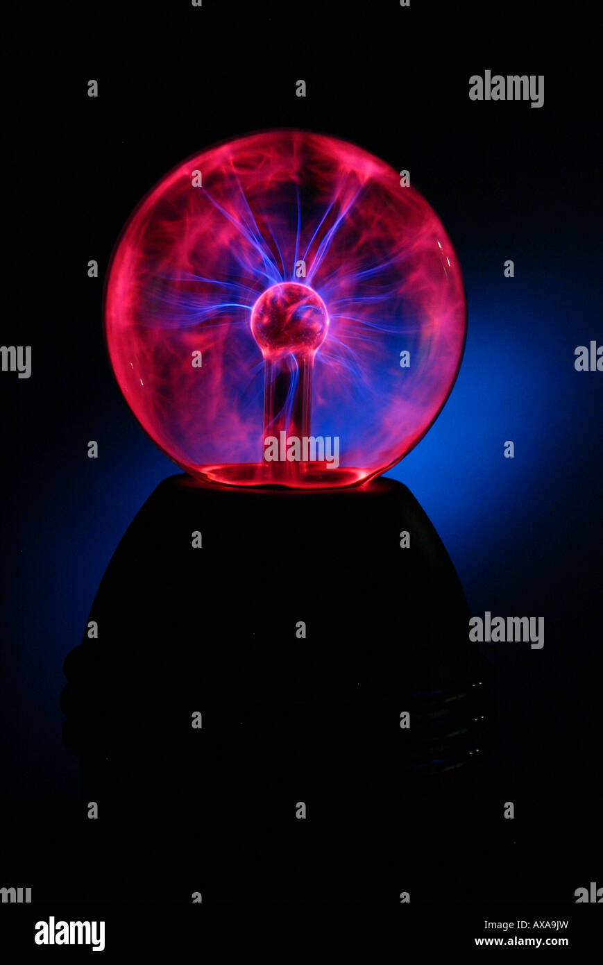Plasma arc hi-res stock photography and images - Alamy
