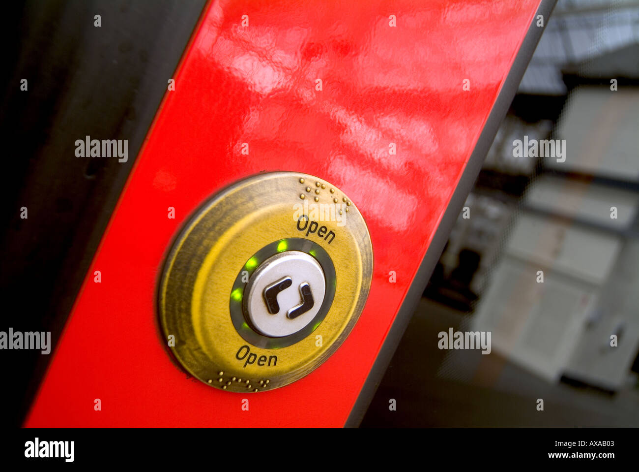 push button door opening on a train Stock Photo - Alamy