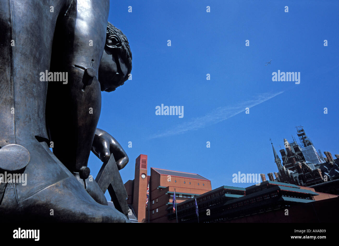 Sir isaac newton statue british library hi-res stock photography and ...