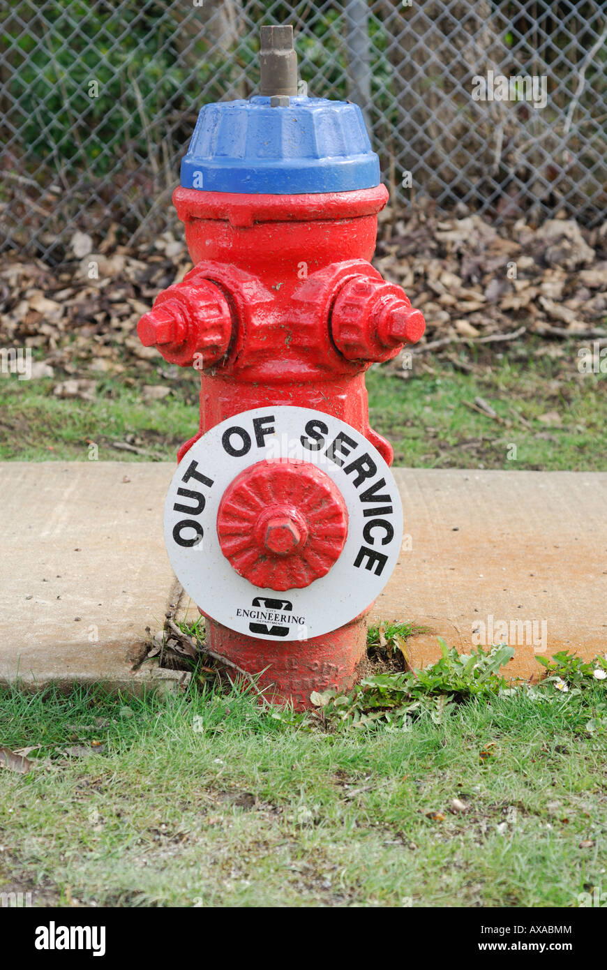 Fire hydrant signage hi-res stock photography and images - Alamy