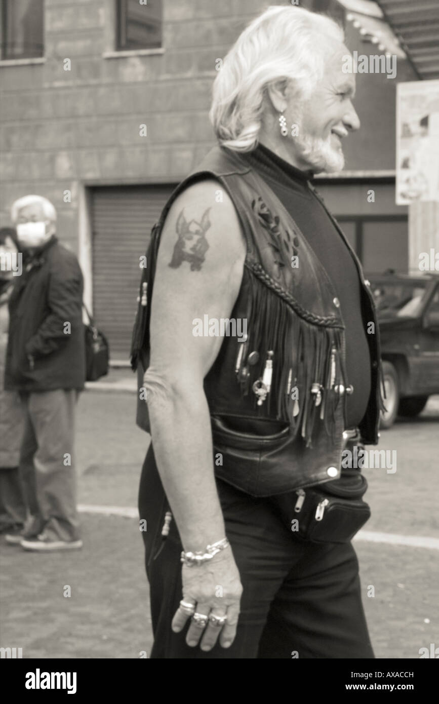 Chinese man rome hi-res stock photography and images - Alamy