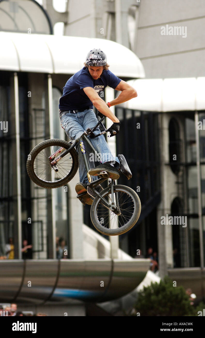 Bmxing hi-res stock photography and images - Alamy
