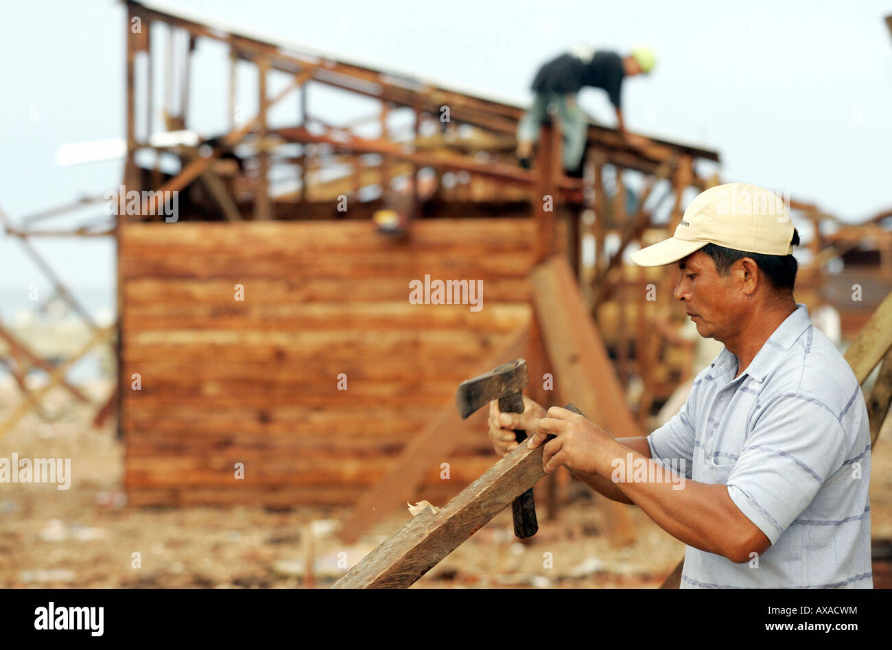 Indonesian construction workers building construction hi-res stock ...