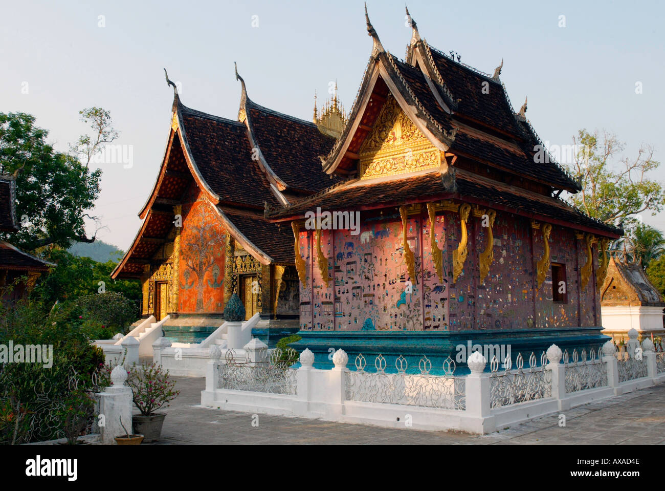 Wat Xieng Thong 16th century temple beside Mekong River Luang Prabang Laos Stock Photo - Alamy