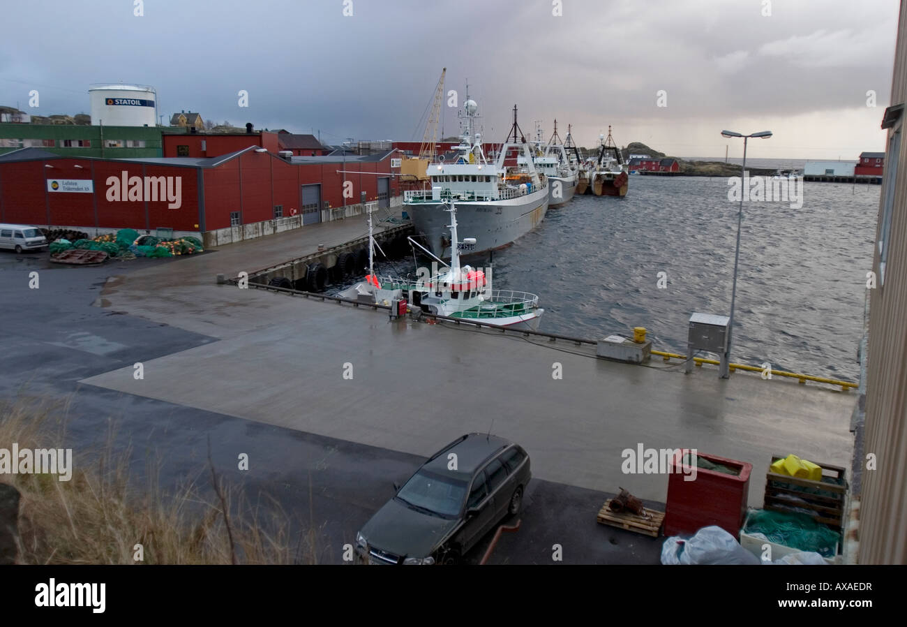 Quay stamsund hi-res stock photography and images - Alamy
